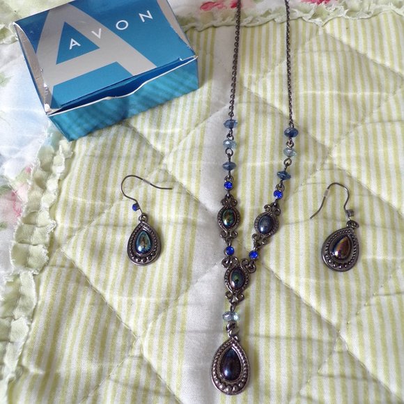 Avon | Jewelry | Vintage Avon Necklace Earring Set | Poshmark